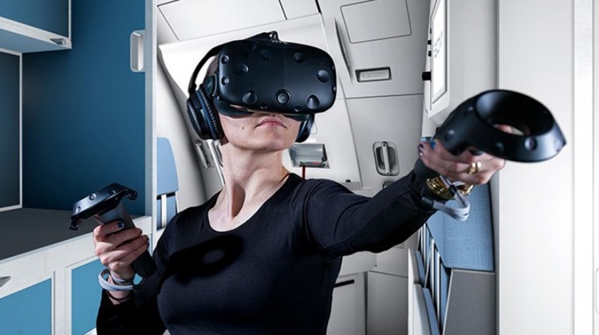 UK-cabin-crew-trainer-turns-to-virtual-reality - Frica De Zbor .ro - Dă ...